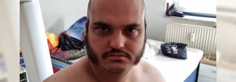 Qui est Alexander Scheuermann