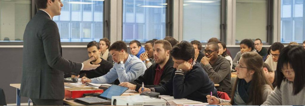 Liste des écoles de finance