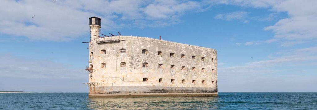 Fort Boyard menacé par la mer : une restauration XXL pour 2028